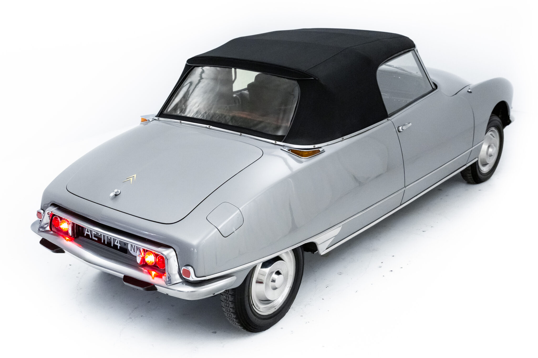 1963 Citroën DS19 'Usine' Cabriolet - Classic Cars For Sale